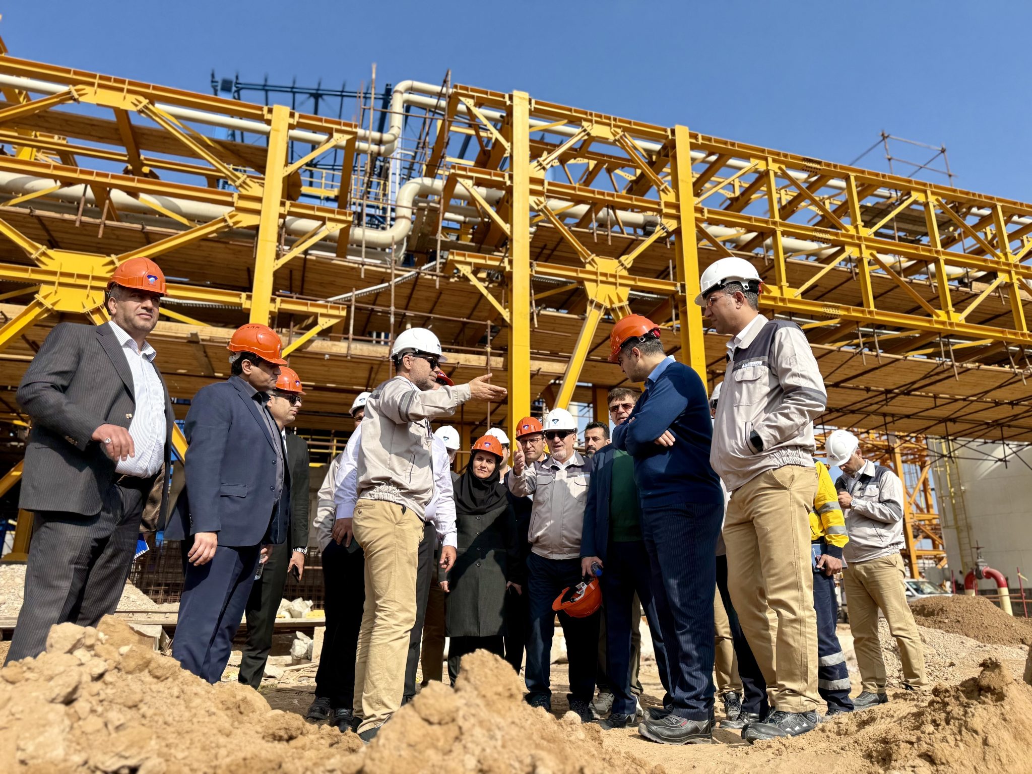 Senior managers of Saderat Bank of Iran visited Petronad Petrochemical ...